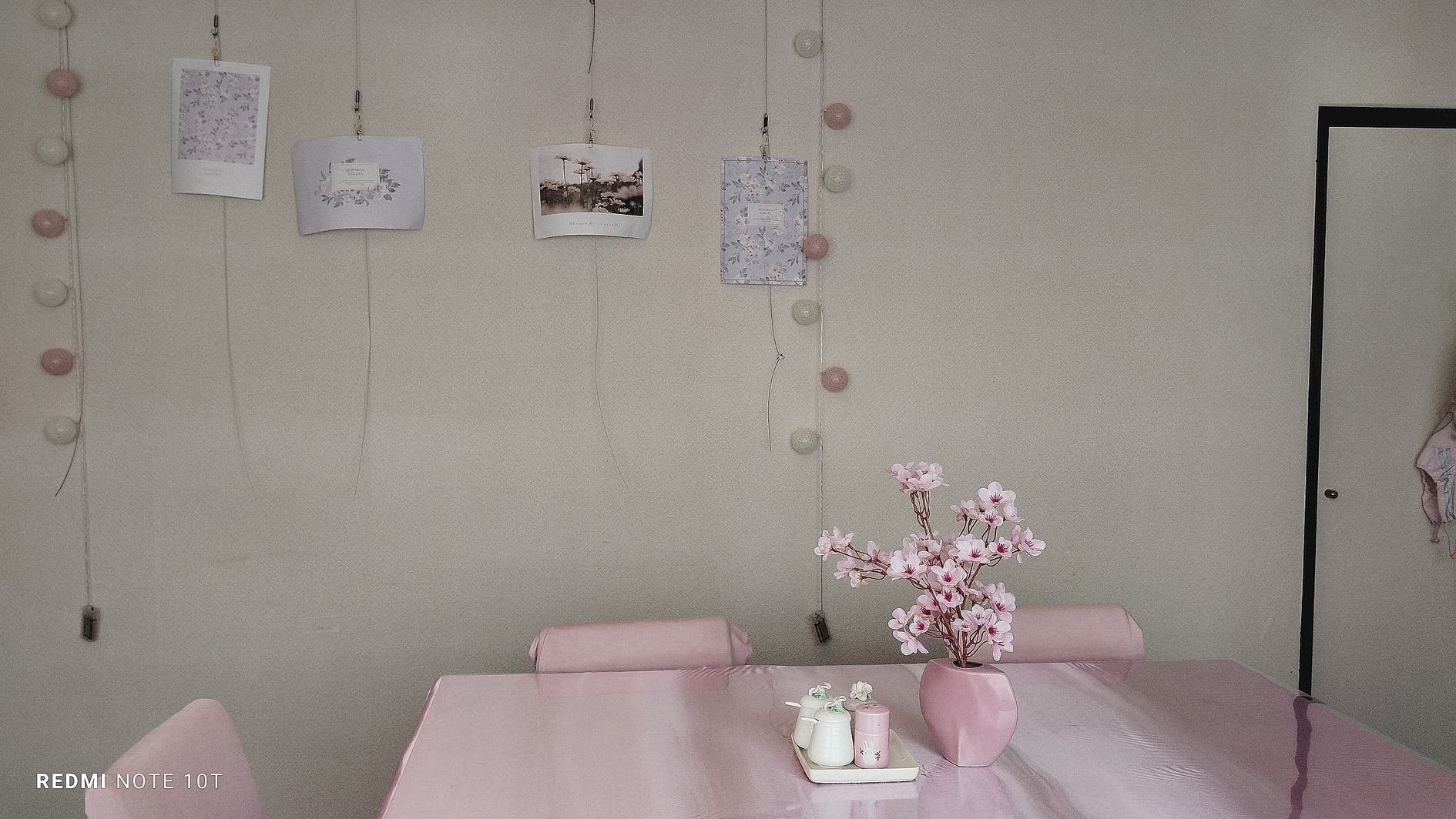 神泉駅徒歩数十秒！　日本家屋2階の10畳　ギャラリー使用可　電子ピアノありの写真3