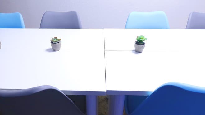 武蔵小杉駅徒歩2分/1階/最大12名/光回線Wi-Fi(無料)/会議室/テレワーク/撮影など【静か・明るい・綺麗】の写真4