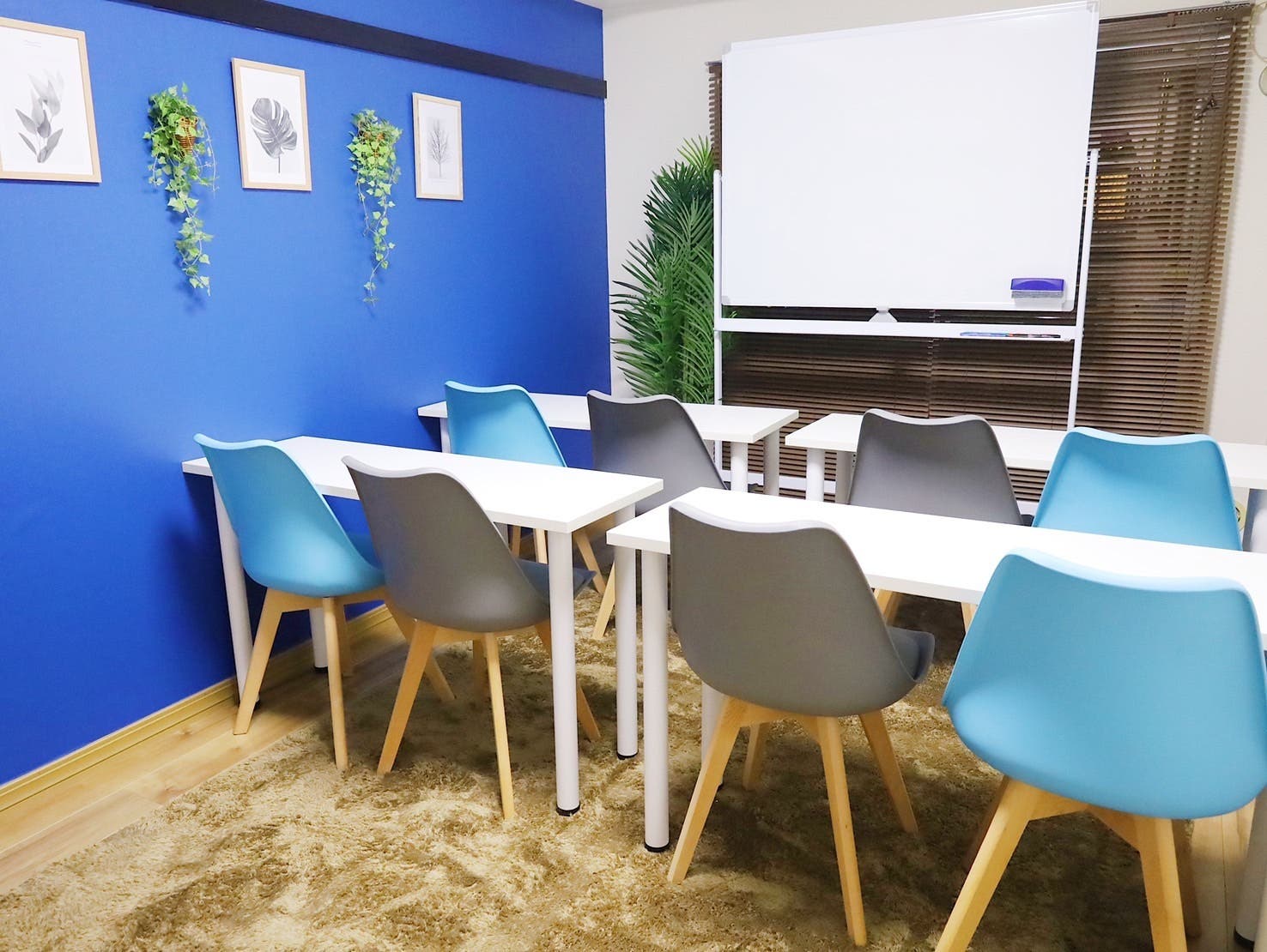 武蔵小杉駅徒歩２分/１階/最大12名/光回線Wi-Fi（無料）/会議室/テレワーク/撮影など【静か・明るい・綺麗】の写真9