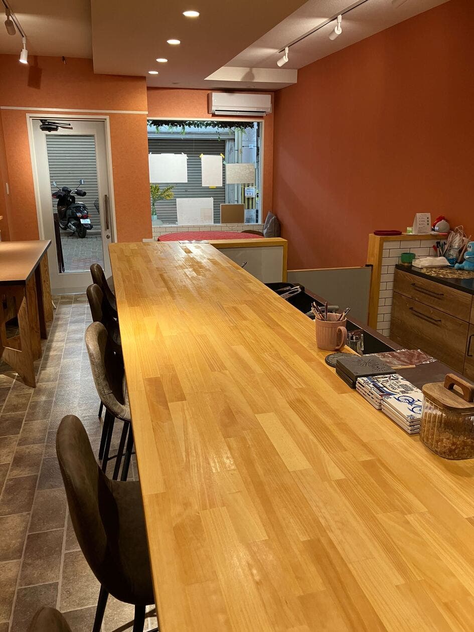 洲本の中心商店街、適度な広さで気の合う仲間と楽しい時間を！キッチン設備が充実、女子会・ママ会にもおすすめ！の写真3