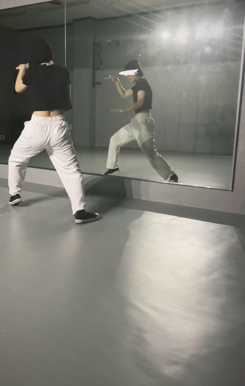 与那原町にある「気軽に利用できるおしゃれな空間」をコンセプトにしたレンタルスタジオです。ダンス、撮影、ヨガなどに！の写真4