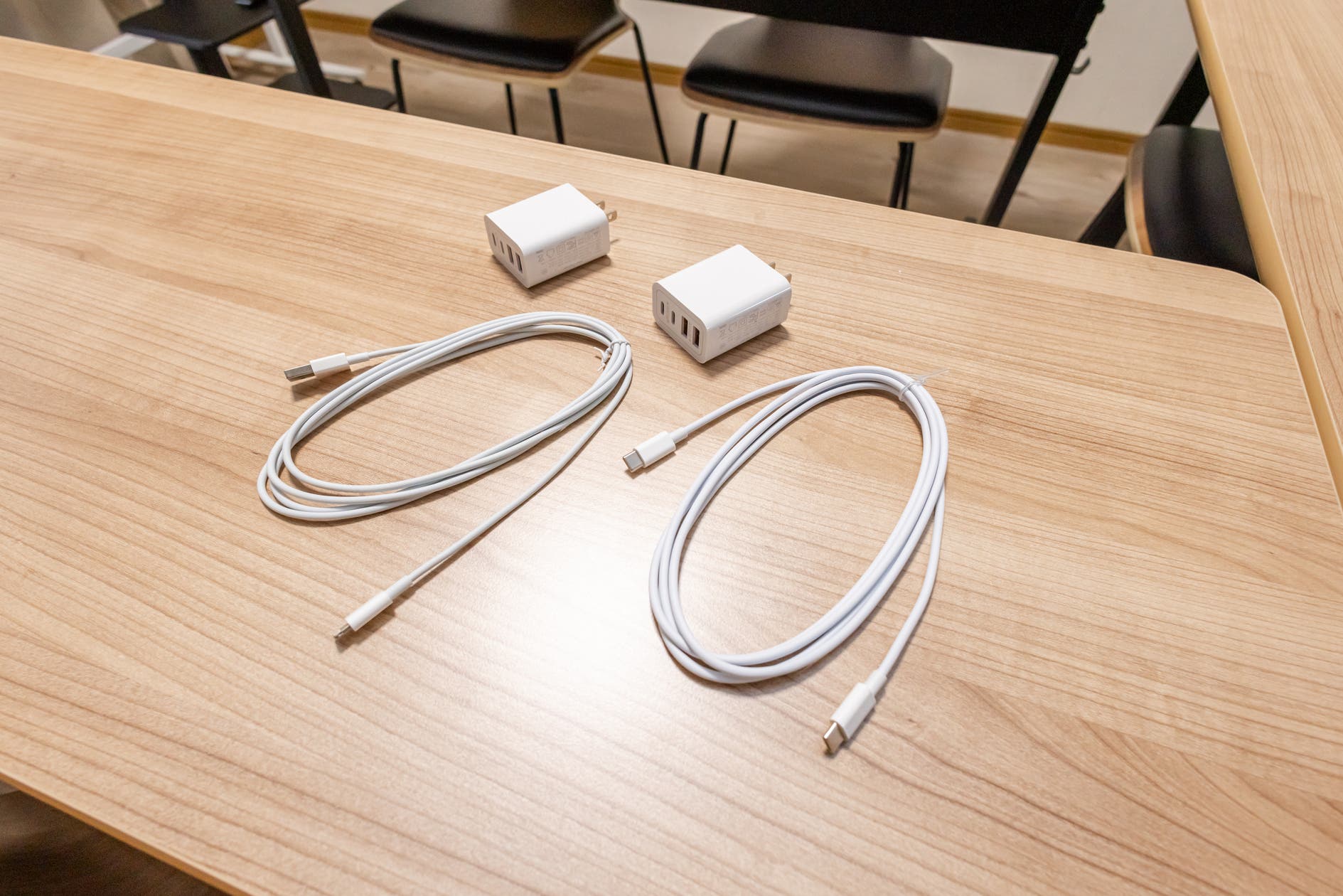 ✨鹿児島中央/アミュ５分　Li-Ka３分　８名収容　💎会議/面接/撮影/エステサロン/整体/ヨガ/完全個室/全設備無料の写真9