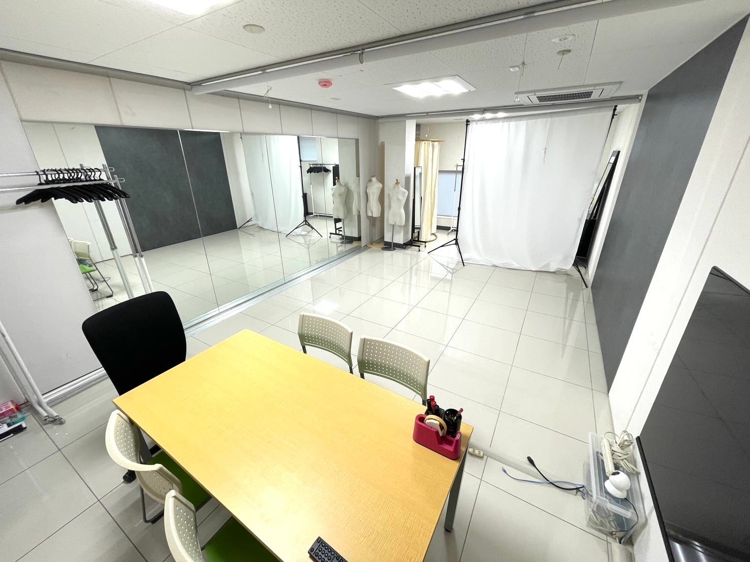 ＜天六撮影スタジオRe:＞OPEN SALE中🎊駅徒歩2分🚃光回線Wi-Fi🛜ダンス💃更衣室👗撮影/ポートレートの写真7