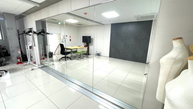 <天六撮影スタジオRe:>OPEN SALE中🎊駅徒歩2分🚃光回線Wi-Fi🛜ダンス💃更衣室👗撮影/ポートレートの写真8