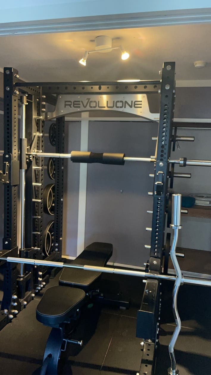 大井町線上野毛駅3分‼スミス/ラット/アブダクター完備 広々45㎡、贅沢プライベートジムの写真6