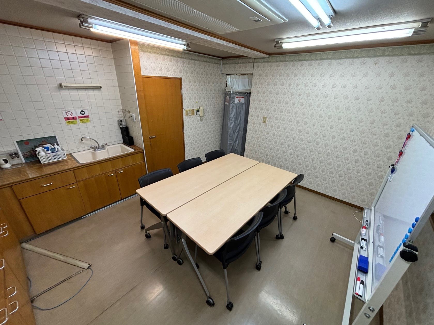 ＜高円寺会議室とロビーラウンジ＞2室利用可⭕️Wi-Fi📶セミナー/ボードゲーム/在宅W/ランチ女子会/撮影/ズーム面談の写真7