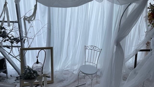 JR直方駅から徒歩約2分 / 7種のコンセプト撮影ブースが楽しめる撮影スタジオの写真2