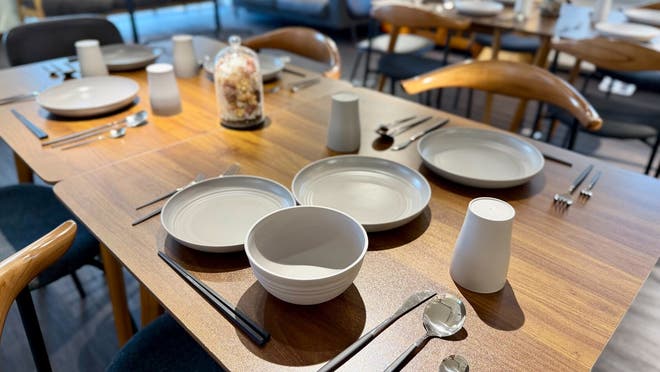 ✨3~4月値下げ中✨【茅場町3番出口すぐ】🌟おしゃれカフェ風空間を貸切🌟パーティー・イベント・撮影に最適❕大型モニター付✨の写真2