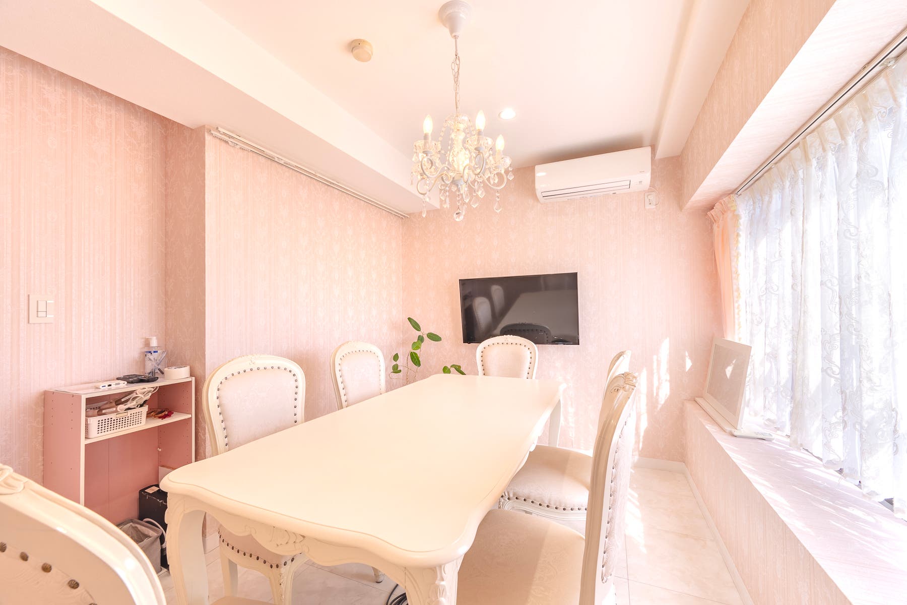 スペモ💻ペット可🐶会議📌ワークショップ🪵撮影📸推し活🎀配信🎞️勉強会📚控え室🎥803_Cherish Roomの写真9