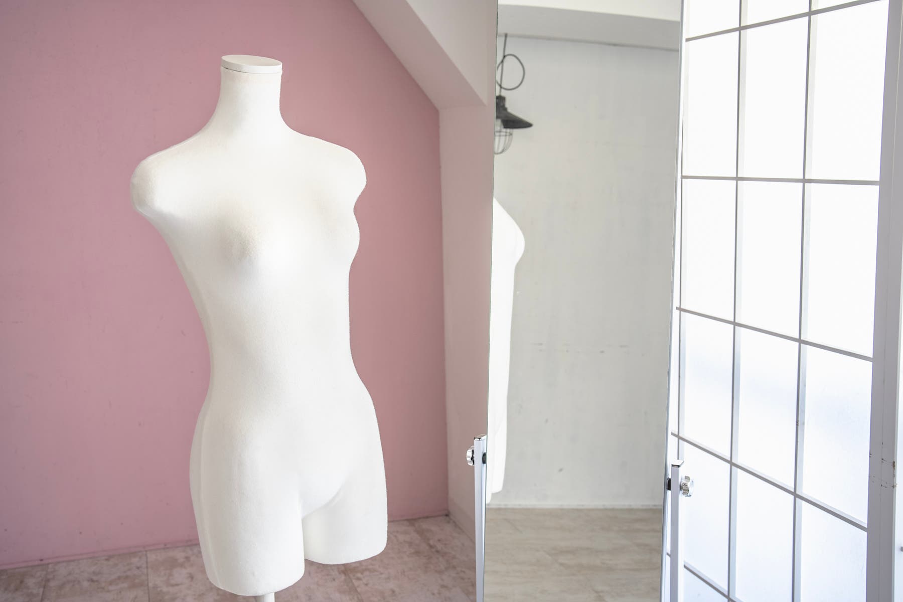 スペモ🐈‍⬛ペット可🐾ピンク🩷白と黒三面壁🎶コスプレ💎撮影🎥764_チェリッシュスタジオ 09号館の写真30