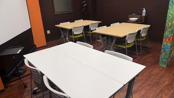 【徒歩3分】《会議/テレワーク/ボードゲーム/撮影収録/コスプレ》飲食OK|商用無料の写真3