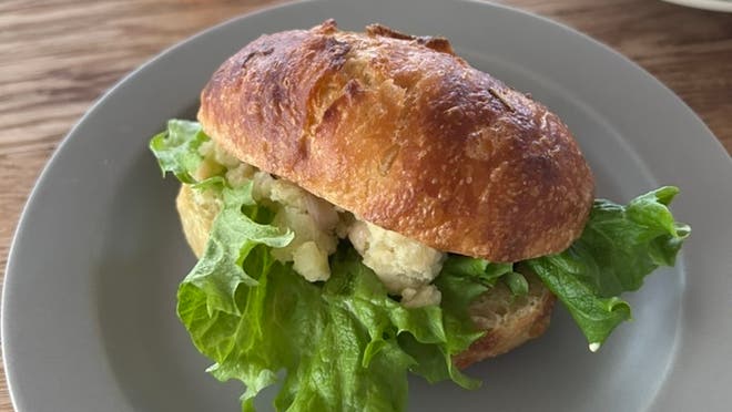 東西線早稲田駅徒歩5分の平屋の小さくてアットホームな料理撮影スタジオ/キッチン利用可/調理器具・カトラリ利用可/自然光がきれいの写真2