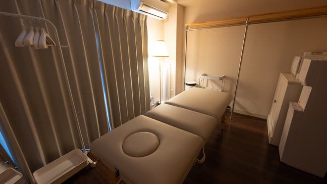 【🎉オープン記念価格】浦安駅4分/完全個室レンタルサロンナ🍃チュラルで上質な大人空間⭐無料備品多数⭐の写真3