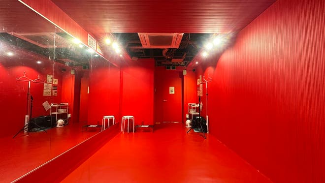 ベストホスト運営✨Tiktok撮影に最適なレンタルスペース・ダンススタジオ!動画撮影【3F】ベースカラー:レッドの写真5