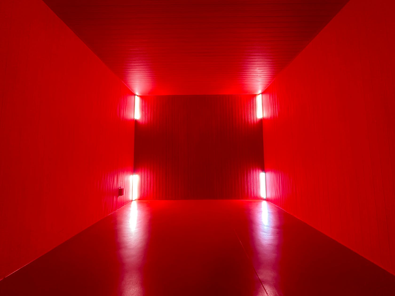 ベストホスト運営✨Tiktok撮影に最適なレンタルスペース・ダンススタジオ！動画撮影【3F】ベースカラー：レッドの写真3