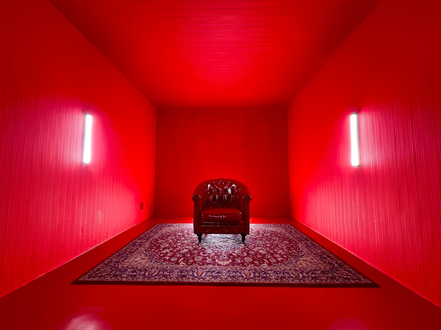 ベストホスト運営✨Tiktok撮影に最適なレンタルスペース・ダンススタジオ！動画撮影【3F】ベースカラー：レッドの写真2