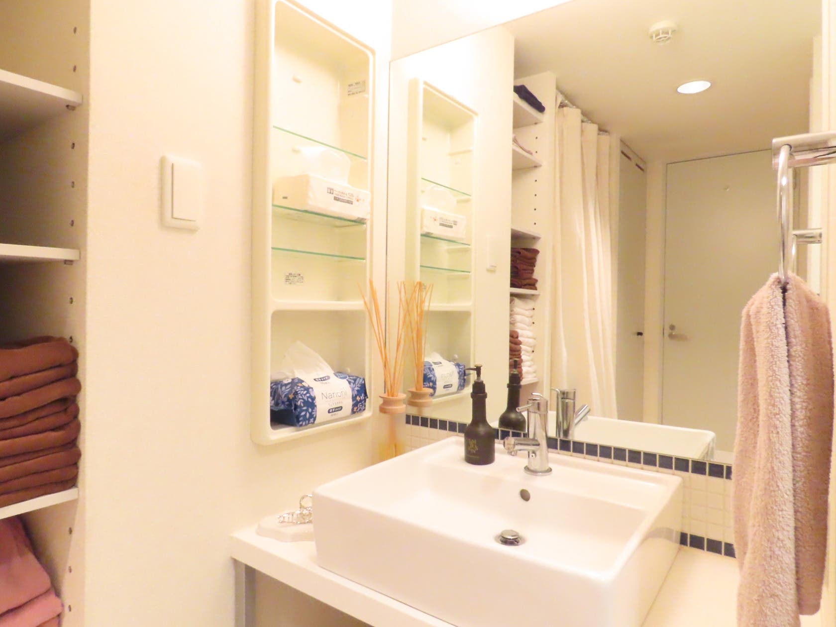 【東本願寺駅徒歩3分】エステ・マッサージ・アイラッシュ施術可｜レンタルサロン｜施術ベッド完備の写真2