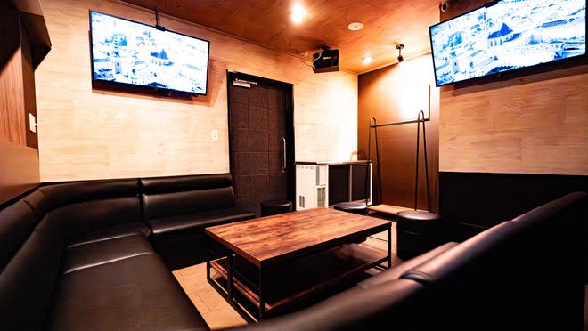 【心斎橋駅徒歩3分】カラオケ付レンタルスペース|完全個室|最大12名|飲食持込OK|飲み会・誕生日会・二次会の写真5