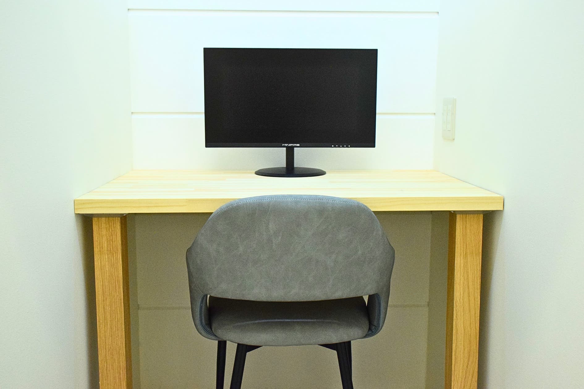 渋谷駅5分｜1名個室ワークスペース（室番⑥）✨勉強にも仕事にも使いやすい1名個室スペース！飲食OK🍔🥤🍱の写真1