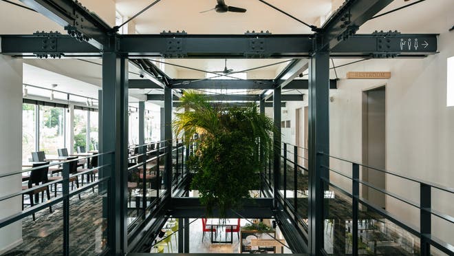 ポートタワー前の開放的カフェ空間|貸切パーティー・イベント・撮影可能の写真4