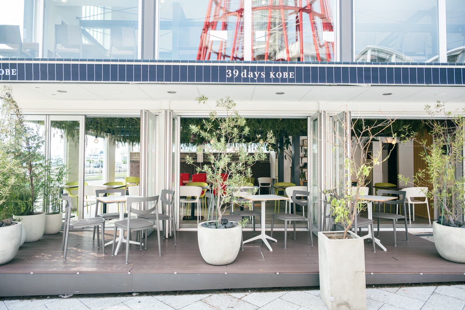 ポートタワー前の開放的カフェ空間｜貸切パーティー・イベント・撮影可能の写真6