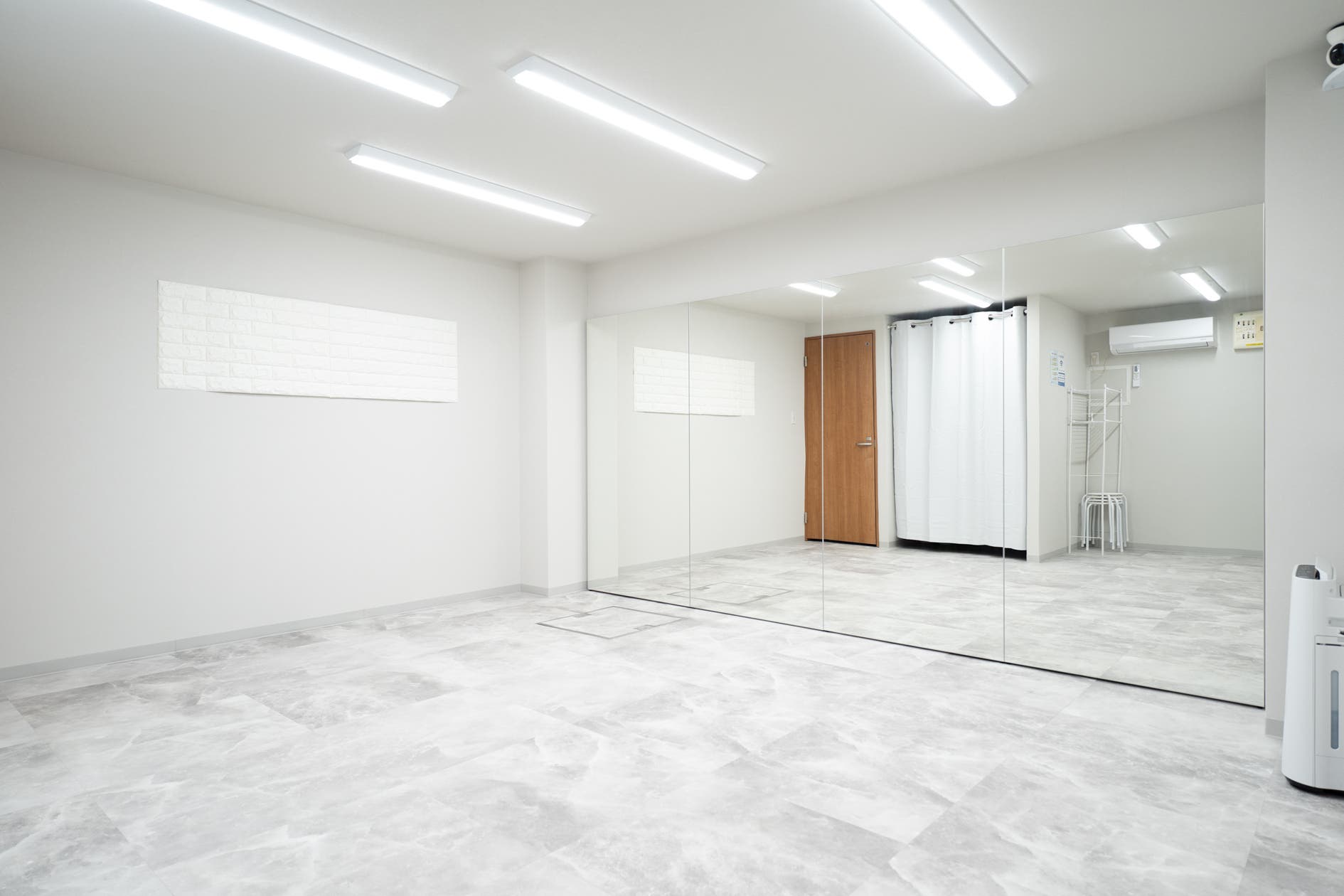 【🎉2026年3月14日オープン✨リノベ済スペース✨】北参道駅1分🚶 少人数ダンス・ヨガに最適✨ 明るくキレイなスタジオ✨の写真3