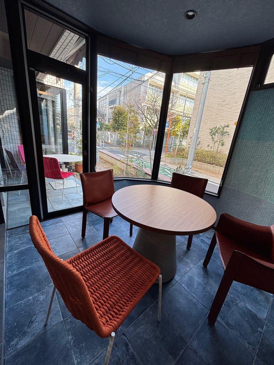 ミーティング/撮影/ネイル/セラピー/カウンセリング/個人サロン向け　日当たり良好　目の前ガーデン　静かな環境の写真2