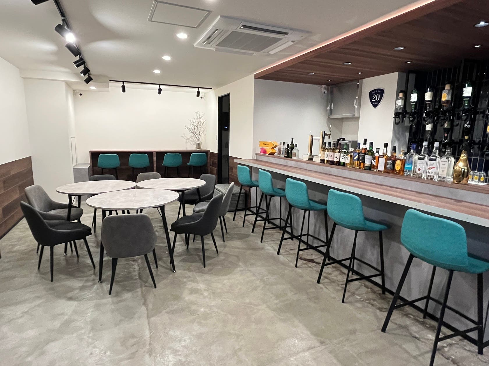 【八王子駅徒歩1分】おしゃれ多目的スペース｜パーティー・撮影・会議OK｜🍹バーカウンターありの写真4