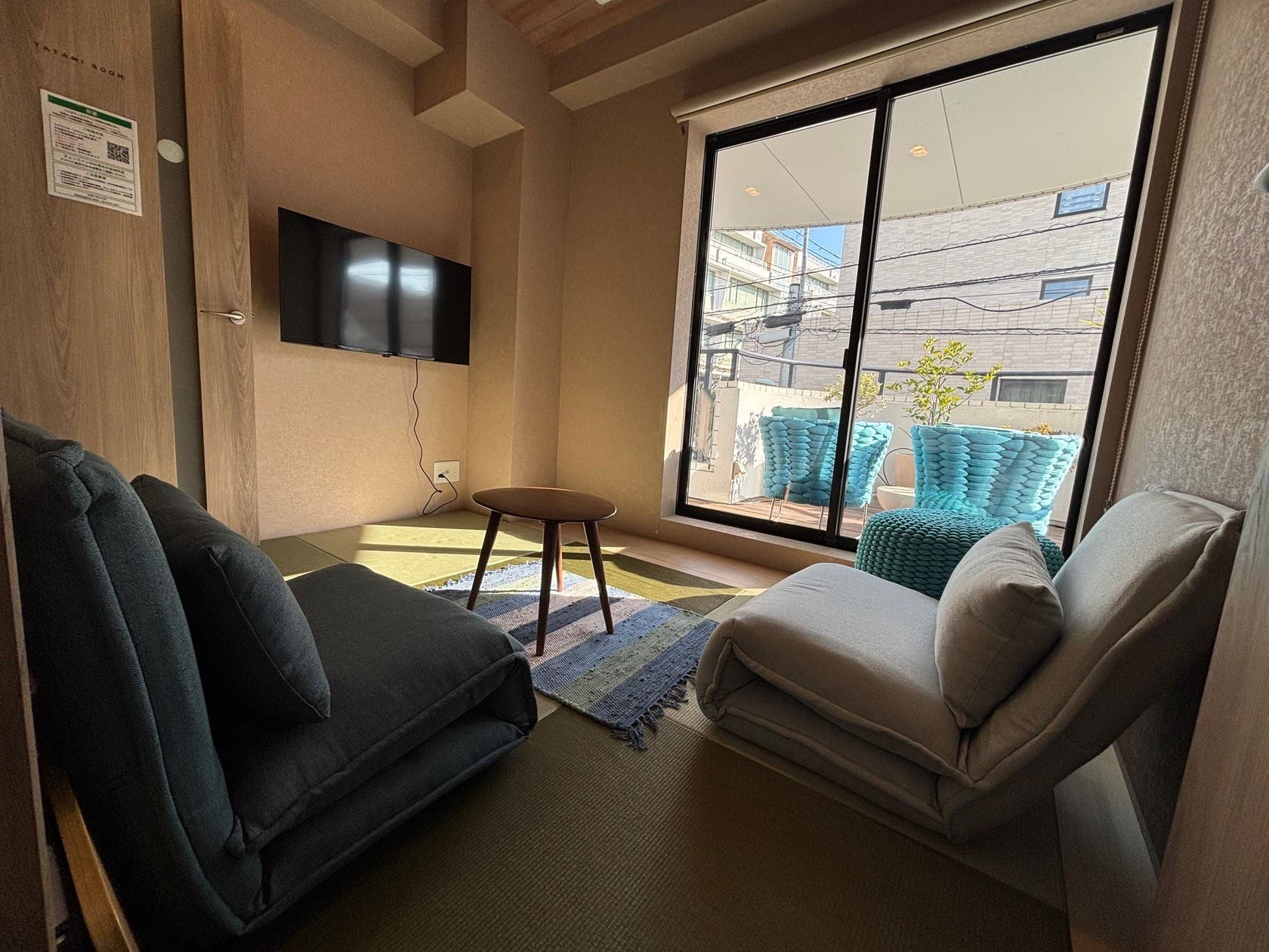 24時間利用可　モダンな雰囲気の和室でゆっくりくつろげます。TV、素敵なバルコニーテラスあり　ネイル/レッスン/ヨガ/仕事/勉強の写真2