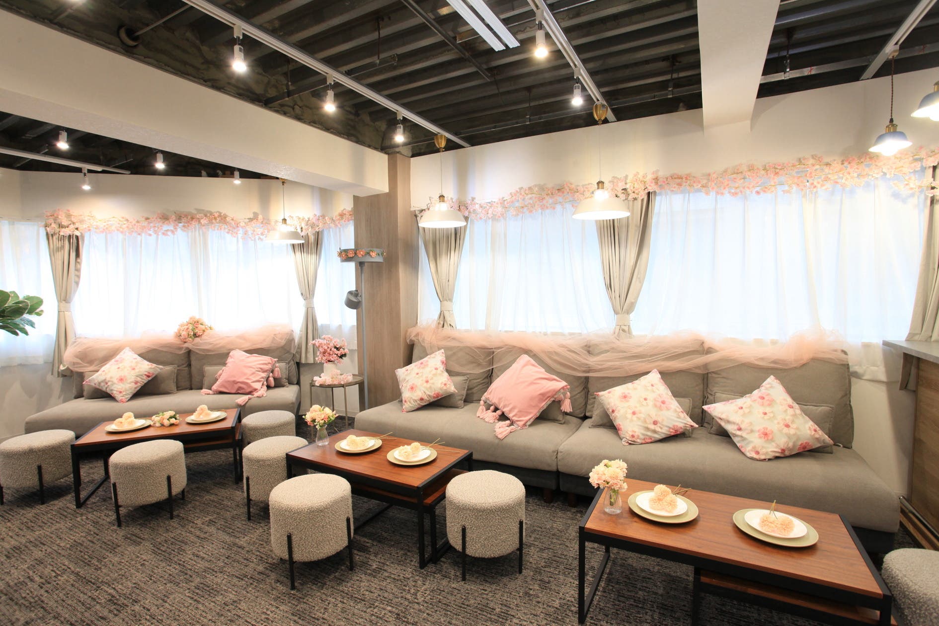 池袋東口徒歩４分/30名収容/毎日清掃/毎月内装変更/パーティー/イベント/推し活/懇親会/交流会/ボドゲ/撮影/会議/セミナーの写真2