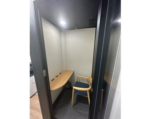 【京都駅徒歩5分】京阪のワークボックス／WEB会議、面接に！の写真2