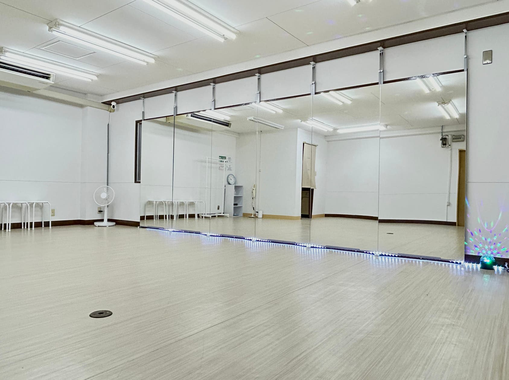 【45平米】新長田駅から徒歩5分のダンスができるレンタルスタジオの写真3