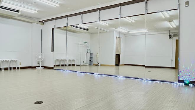 【45平米】新長田駅から徒歩5分のダンスができるレンタルスタジオの写真3