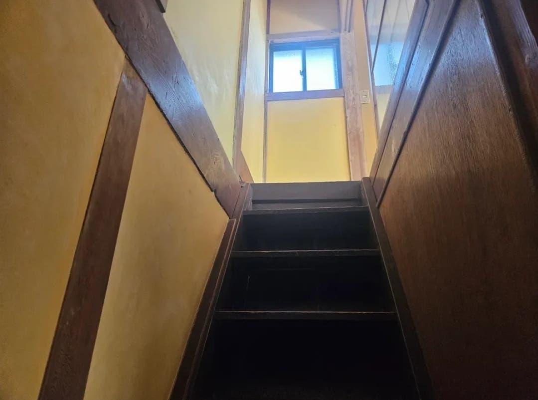 ロープウェイすぐの貸倉庫の写真3