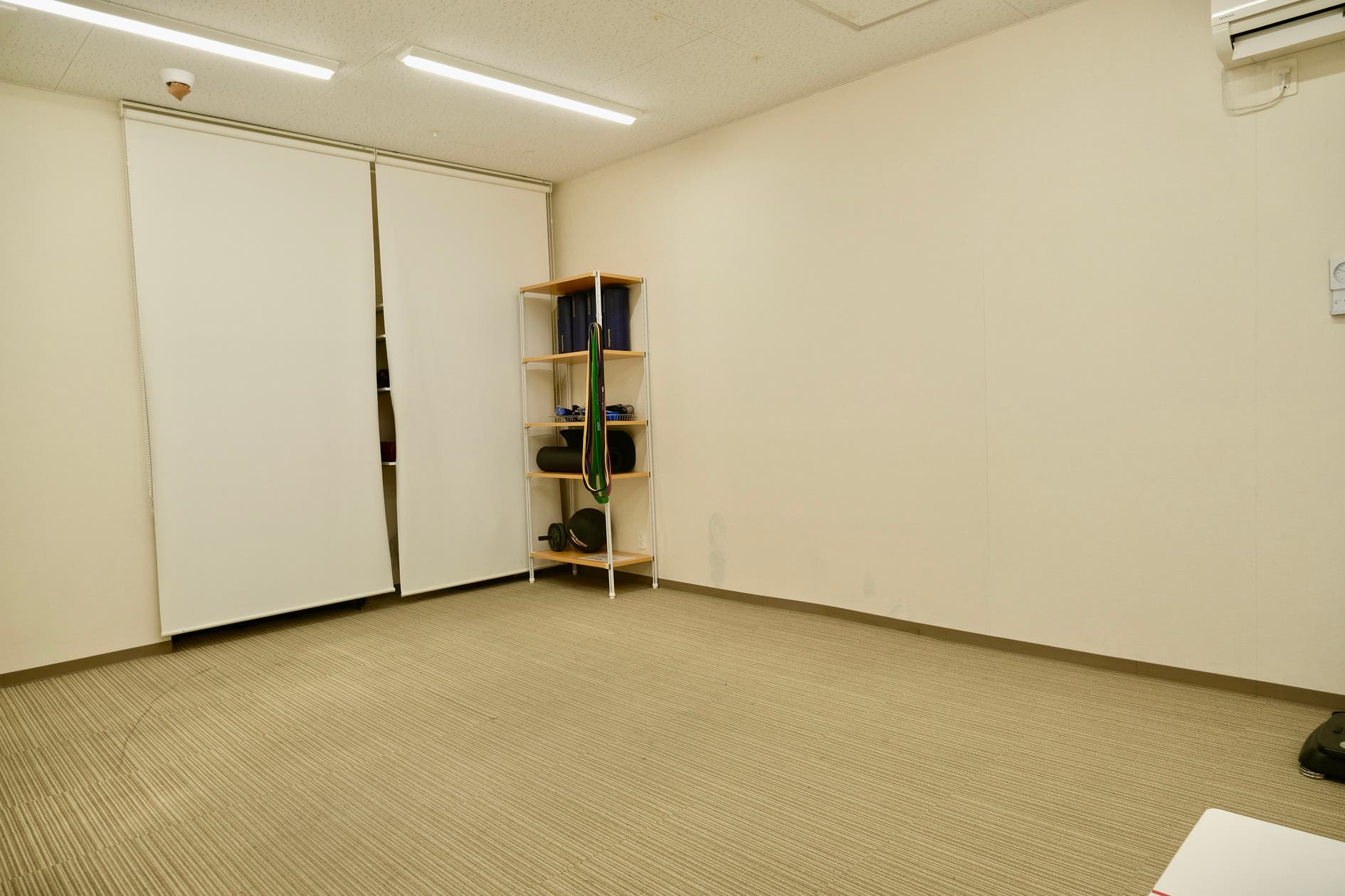 【宇都宮駅エリア】清潔・明るいサロンスペースを貸切☆ヨガ・ストレッチからセミナーなど！の写真11