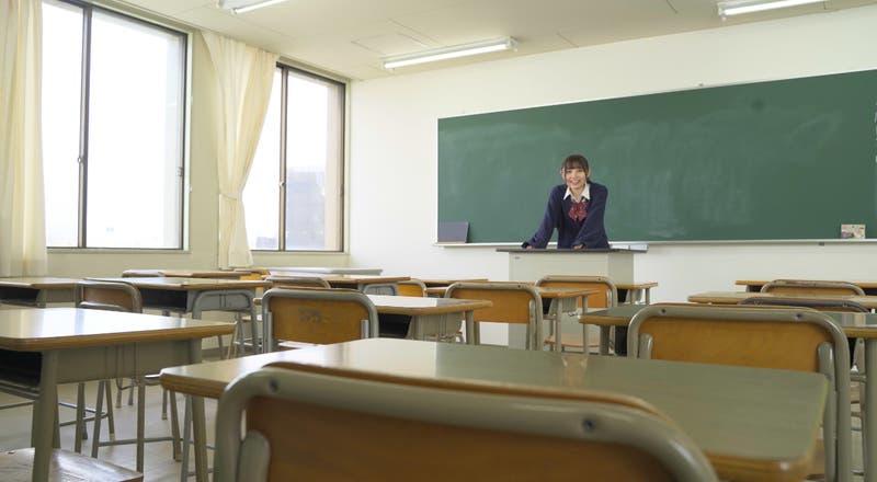 🏫【大阪】本物の学校備品×撮影機材完備｜学校・教室スタジオ