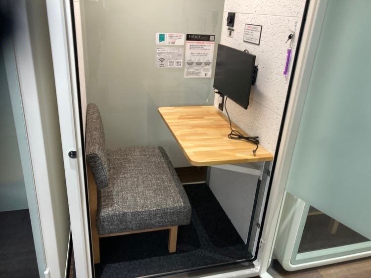 ブース番号02　防音個室1名用 （2階）の写真1