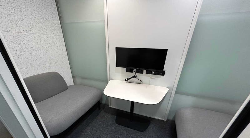 3階11室　鍵付き防音個室　24H営業 ワークブース｜WEB会議・オンライン面接・商談利用・テレワーク・配信OKイヤホン不要