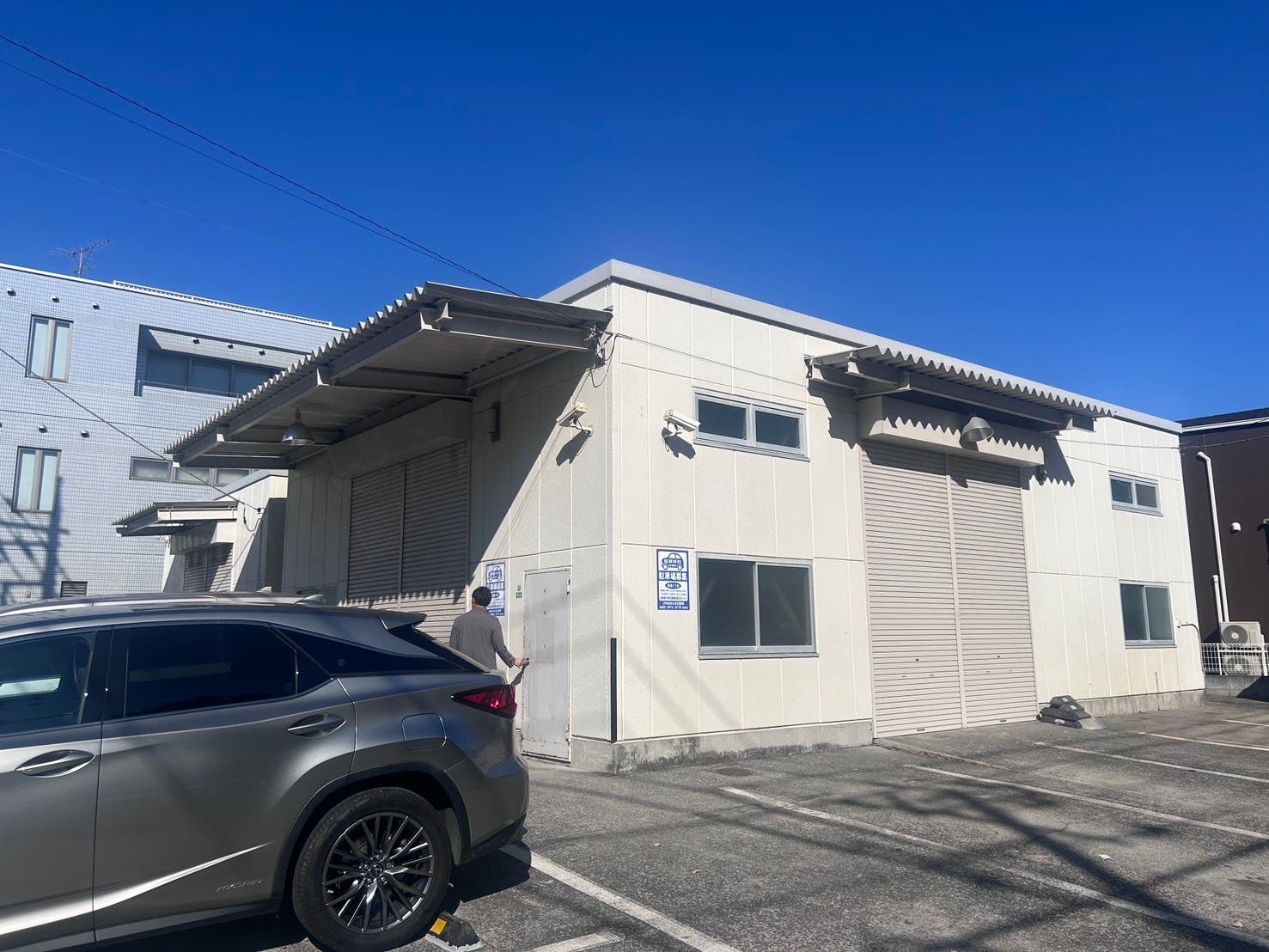 【新江古田駅7分】延床115㎡と75㎡（4月より）天高5mの倉庫イベントスペース｜展示会やギャラリーに最適の写真2