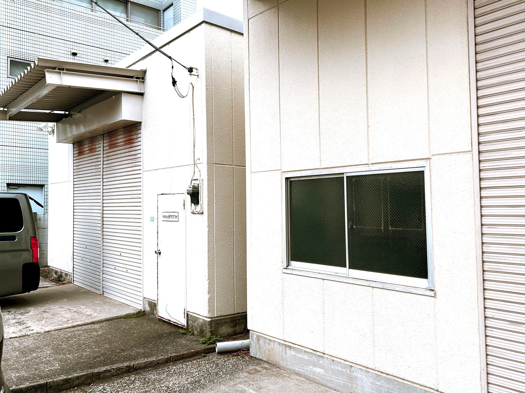 【新江古田駅7分】延床115㎡と75㎡（4月より）天高5mの倉庫イベントスペース｜展示会やギャラリーに最適の写真3