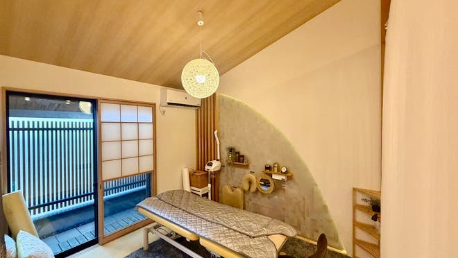 地下鉄 五条駅から徒歩5分の女性専用貸切サロンの写真2