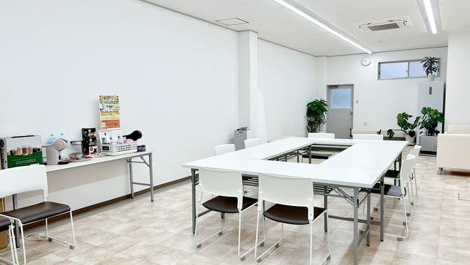 【都島区高倉町】1階にある裏庭付きフラットな多目的スペース【キッチン🍽️撮影📸ビジネス✨️ヨガ】の写真1