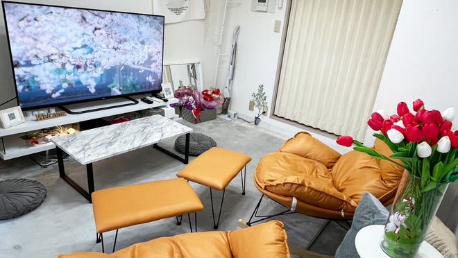 【完全貸切シアター】2名専用|大画面×本革ロッキングチェアで映画をひとり占め|55型大型TV|名古屋駅7分の写真2