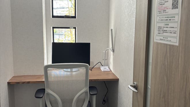 1人用 完全個室① 24時間利用可 コワーキング/テレワーク モニターありの写真1