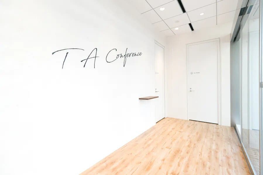 【全備品無料】プロジェクター・マイク・Wi-Fi等／五反田駅徒歩7分／ビル1階／30名規模の会場／飲食OKの写真5