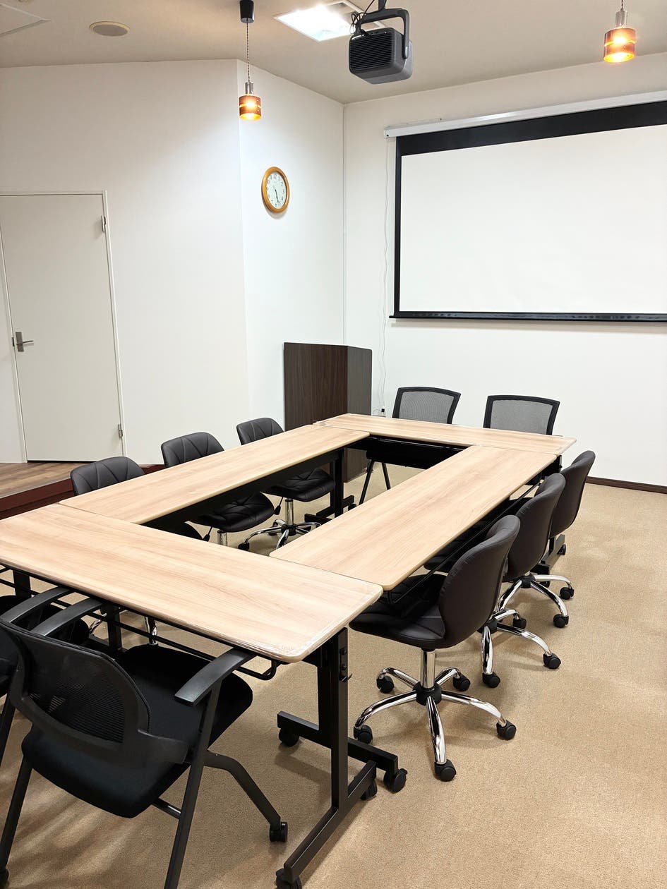 長野駅東口　徒歩１分　連絡通路直結　レンタルスペース　少人数～セミナー利用対応　ビジネス＆プライベート利用　パーティ　映画鑑賞の写真7