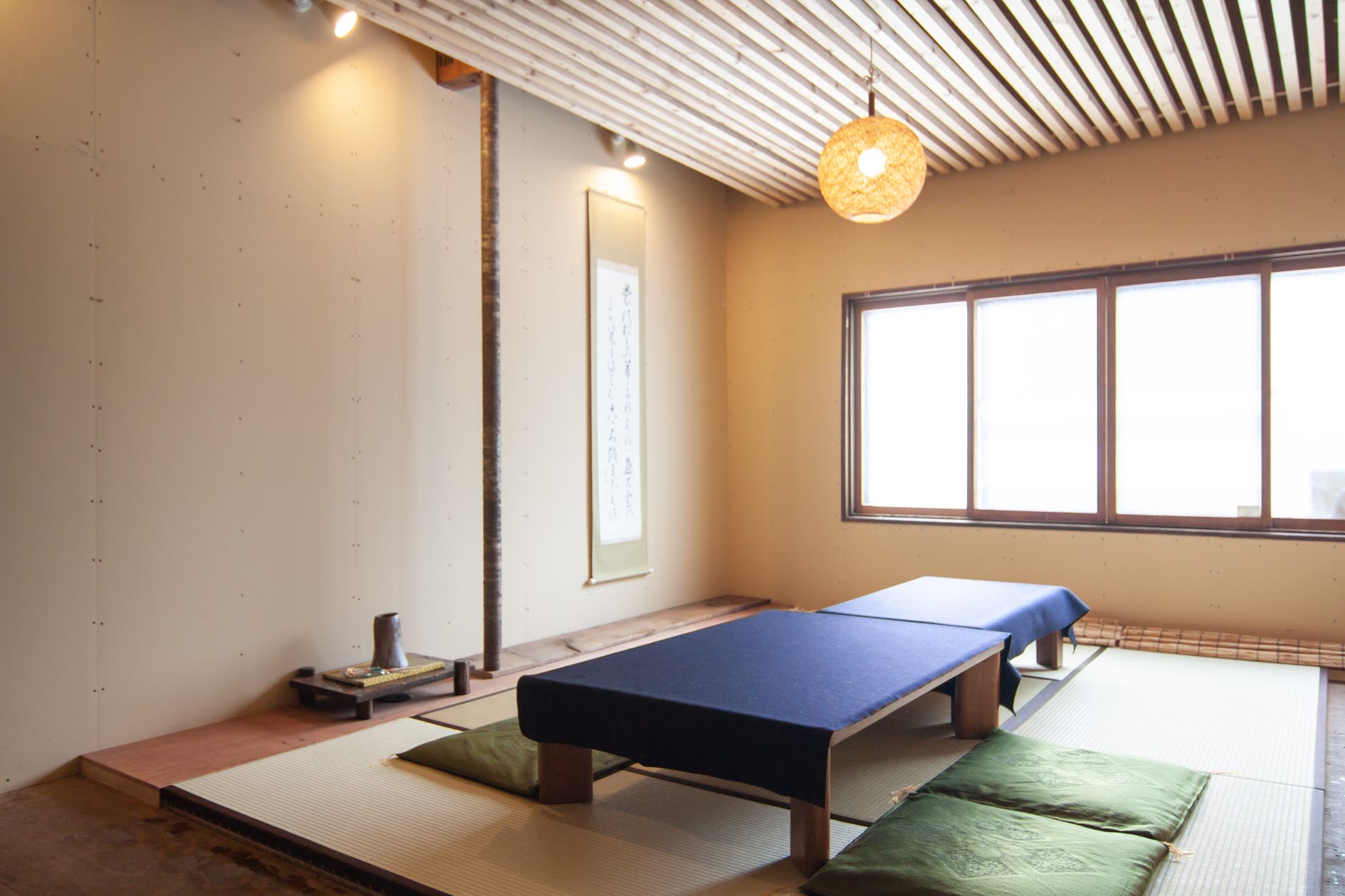 【菊水・学園前駅近】和室とバーカウンター｜生ピアノPA完備｜撮影・ライブ ※日曜は音制限ありの写真4