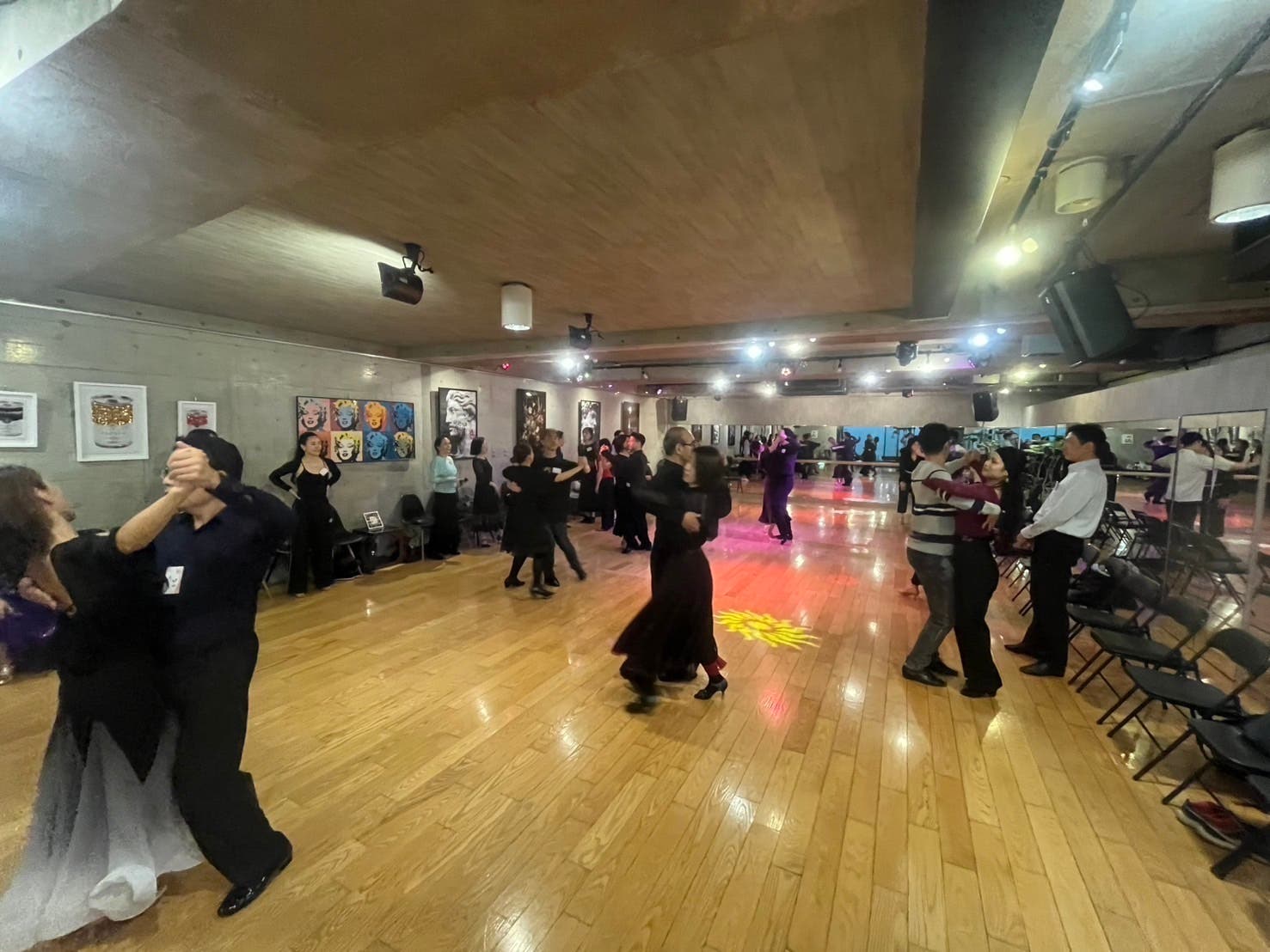 日曜、祝日、ダンスをはじめとする、レッスン、イベント、会議などにご利用いただけますの写真9