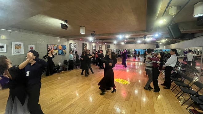 日曜、祝日、ダンスをはじめとする、レッスン、イベント、会議などにご利用いただけますの写真9