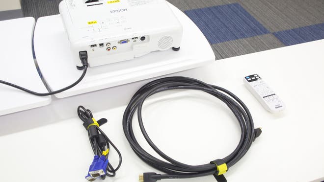 【旭橋駅徒歩5分】定員32+α!プロジェクター含む備品・高速Wi-Fi無料!東町203会議室の写真2